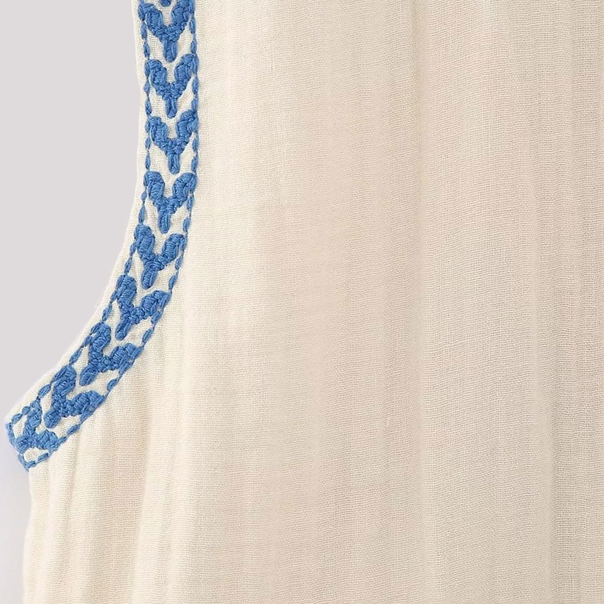 Blue Blooms Boho Floral Embroidered Vest – Queen Boheme